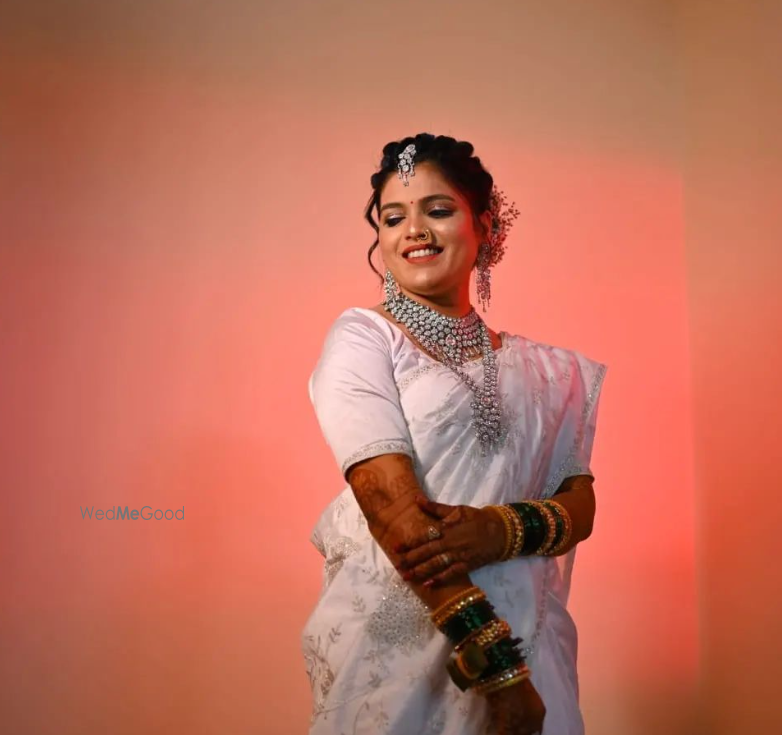 Nisha Makeover's - Price & Reviews | Nagpur Makeup Artist