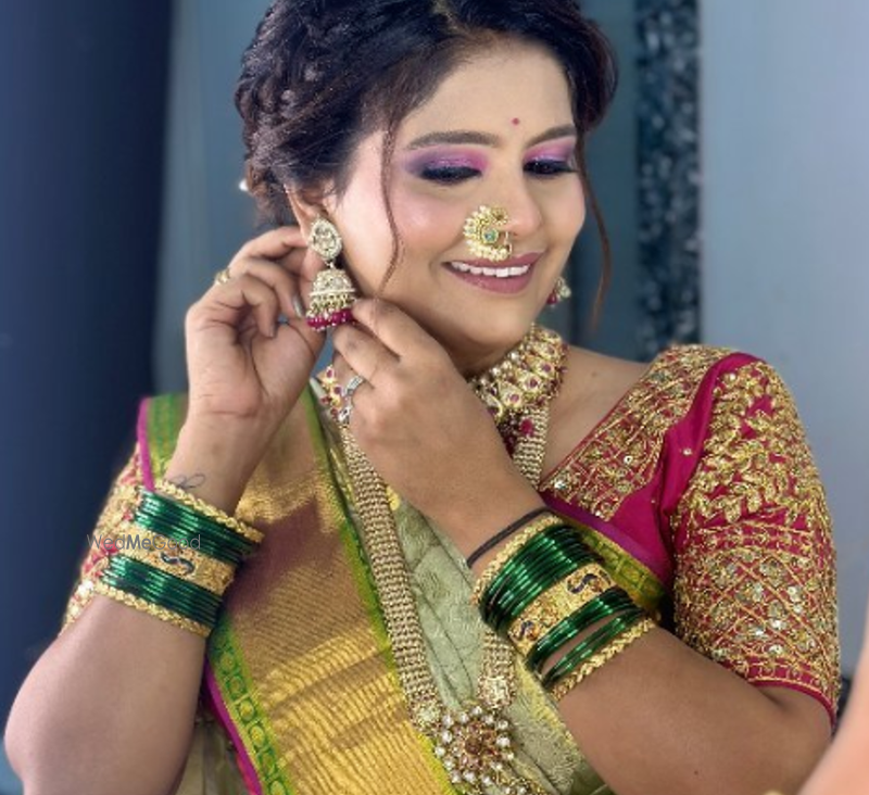 Mona Beauty Parlour - Price & Reviews | Pune Makeup Artist