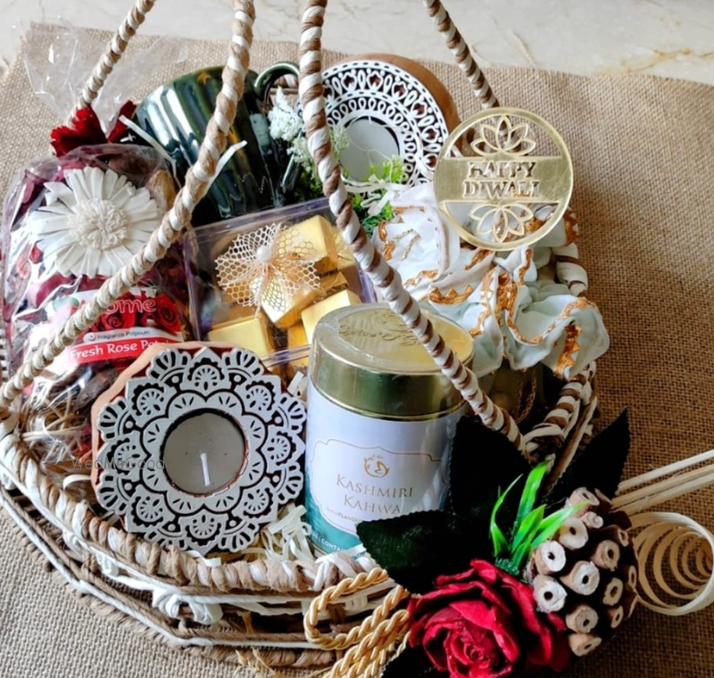 Trendy Wraps By Anju - New Delhi, Delhi NCR | Wedding Gift Packers