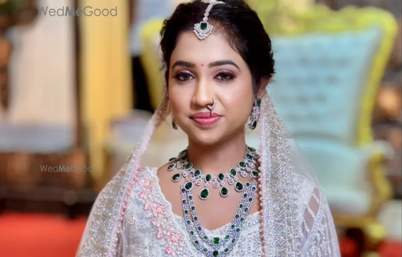 Smita Jain Studio - Price & Reviews | Nagpur Makeup Artist