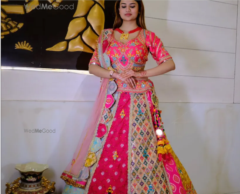 Rati Ram Ram Vinod Sarees Studio - Bridal Wear Delhi NCR | Prices & Reviews