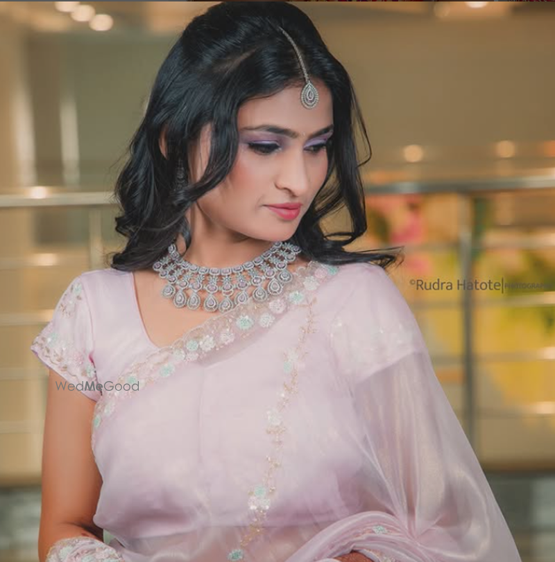 Pune Makeup Artist Siya - Price & Reviews | Pune Makeup Artist