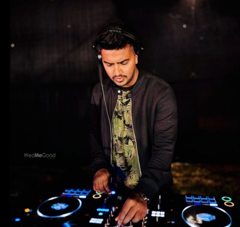 DJ Vicky - Dubai | Price & Reviews