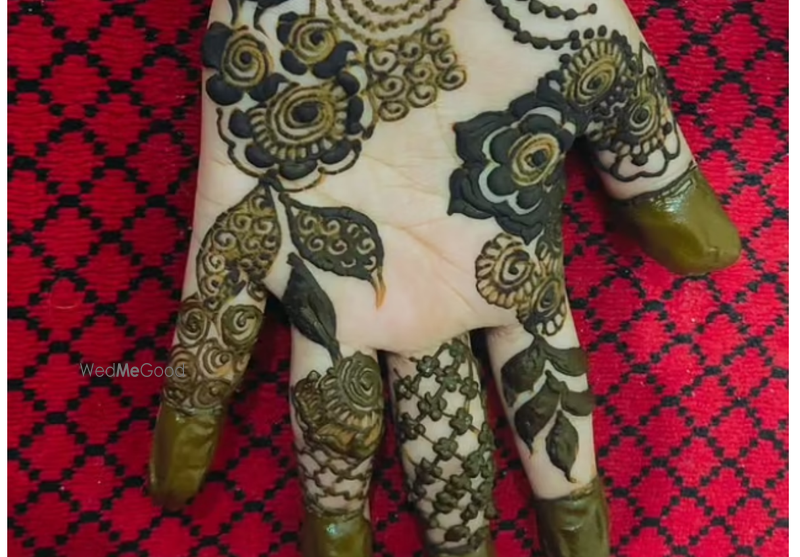 Henna by Naaz - Sion, Mumbai | Price & Reviews