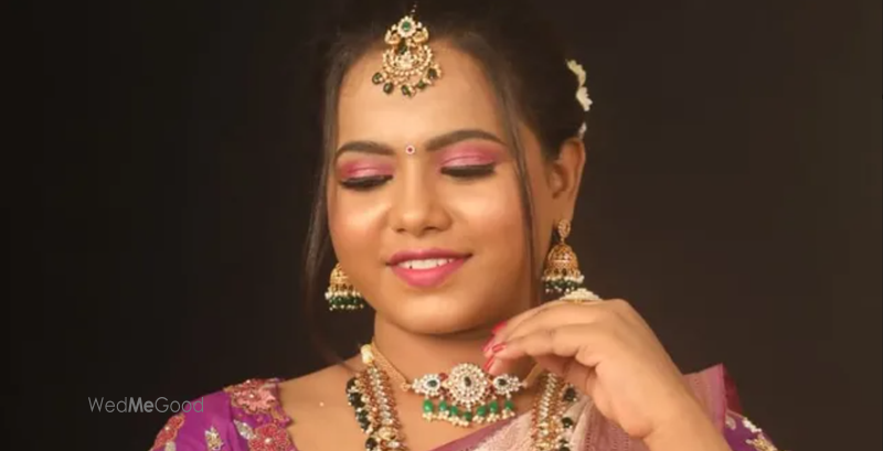 Lee Makeover - Price & Reviews | Chennai Makeup Artist