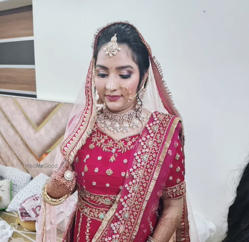 Kenchi Salon - Price & Reviews | Noida Makeup Artist