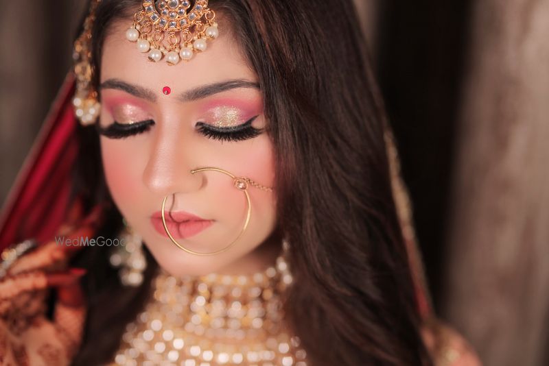 AMEYA MAKEOVERS - Price & Reviews | Delhi NCR Makeup Artist