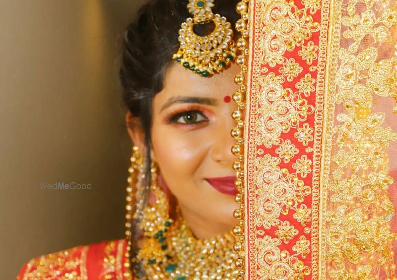 Sandy Makeoverz - Price & Reviews | Noida Makeup Artist