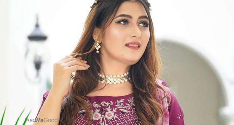 Monalisa Salon - Price & Reviews | Jaipur Makeup Artist