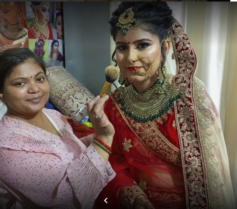 Pinky Bridal Studio - Price & Reviews | Allahabad Makeup Artist