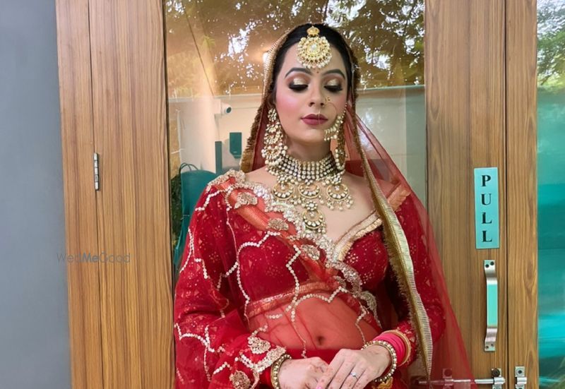 Makeovers by Simran - Price & Reviews | Panchkula Makeup Artist