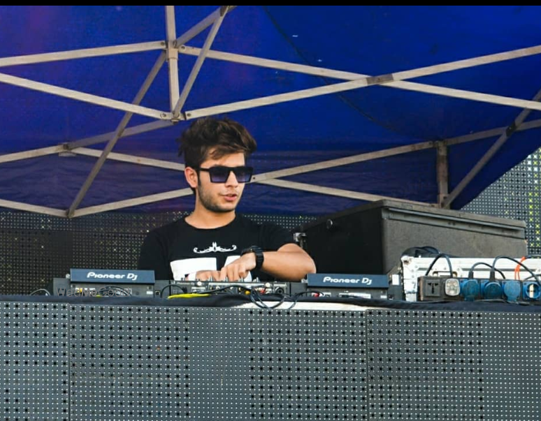 Addy Berry - Mumbai | Price & Reviews