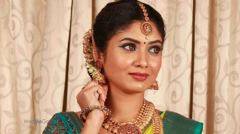 Sharmila Makeup Studio - Price & Reviews | Chennai Makeup Artist