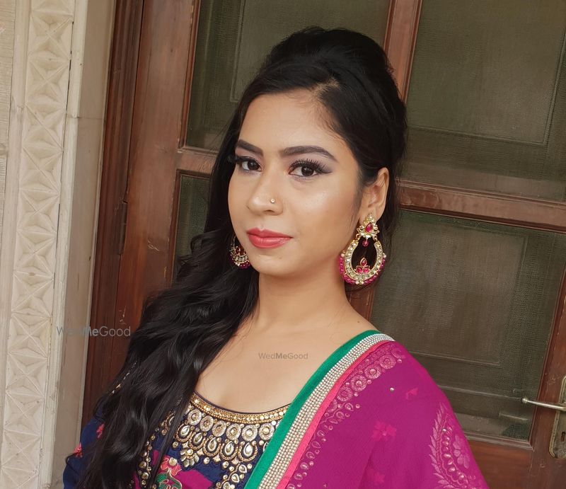 Mahak Aggarwal Makeovers - Price & Reviews | Delhi NCR Makeup Artist