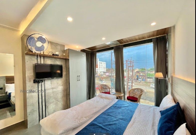 Photo By Hotel Hi-Way Inn - Venues