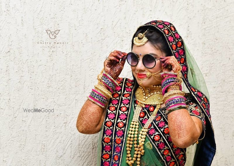 Chitra Mandir Studio - Price & Reviews | Mumbai Photographer