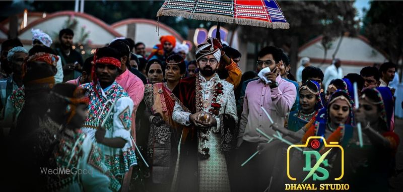 Dhaval Studio - Price & Reviews | Ahmedabad Photographer