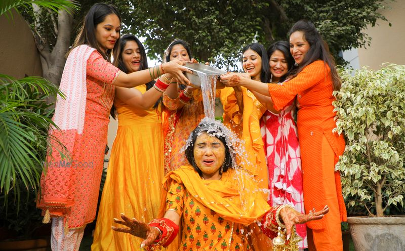 Pinakin Studios - Price & Reviews | Delhi NCR Photographer