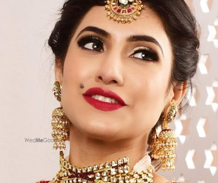 Ruchika Rathod - Price & Reviews | Navi Mumbai Makeup Artist