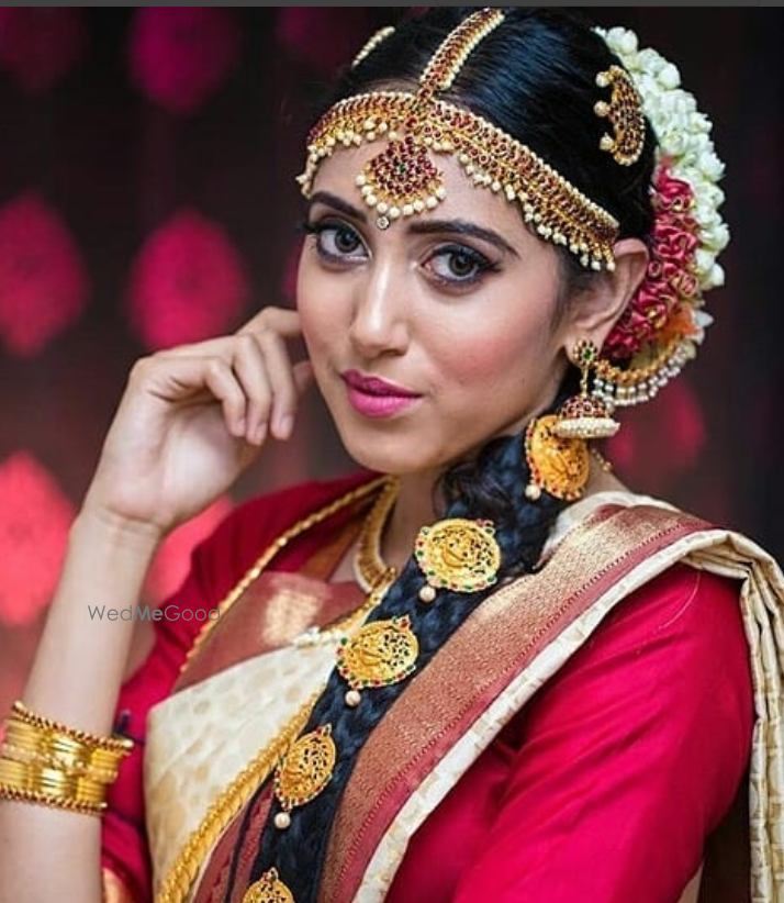Makeover Studio by Yash Jain - Price & Reviews | Bangalore Makeup Artist