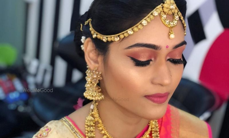 Divya Hair & Looks - Price & Reviews | Mumbai Makeup Artist