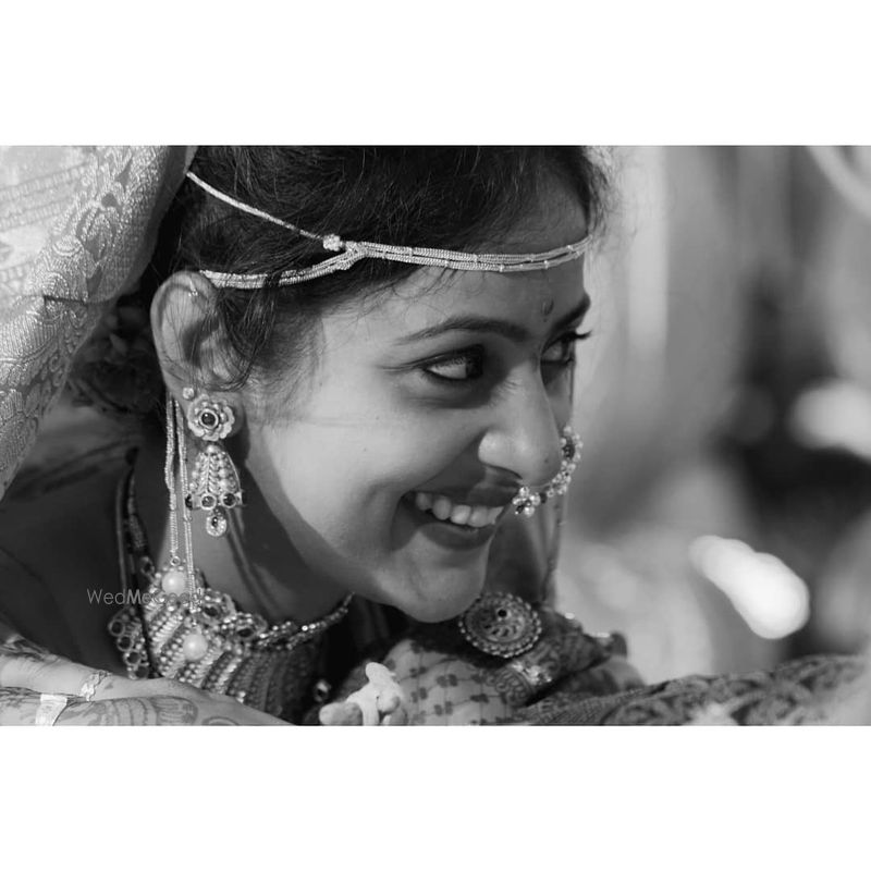 Pixon Pictures - Price & Reviews | Pune Photographer