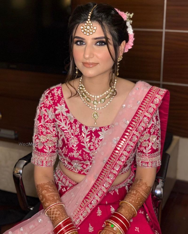 Himani Rawat - Price & Reviews | Gurgaon Makeup Artist