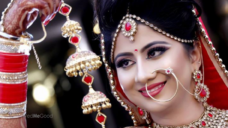 Deepak Studio 21 - Price & Reviews | Panchkula Photographer