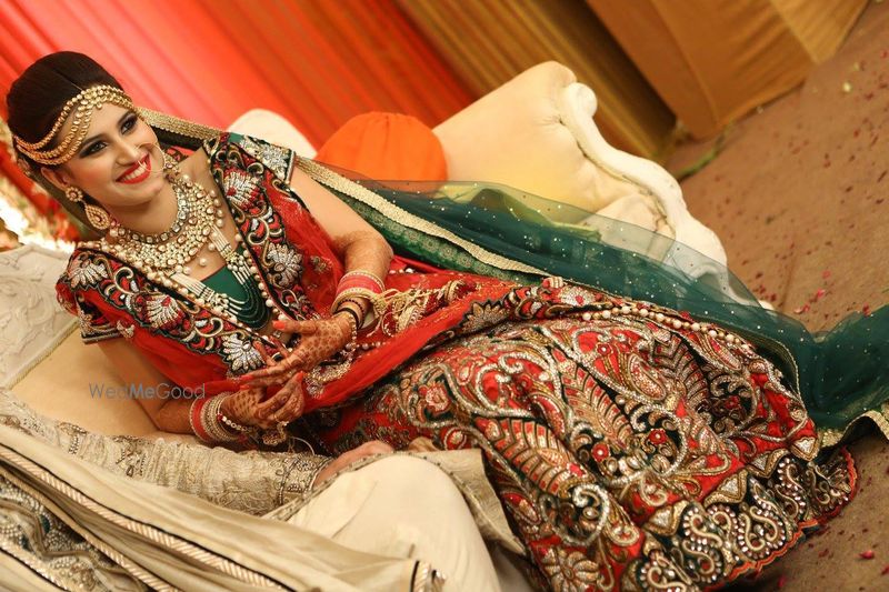 Deepak Studios - Price & Reviews | Delhi NCR Photographer