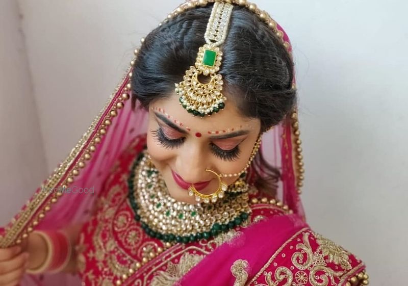 Rena Makeup Studio & Academy - Price & Reviews | Delhi NCR Makeup Artist