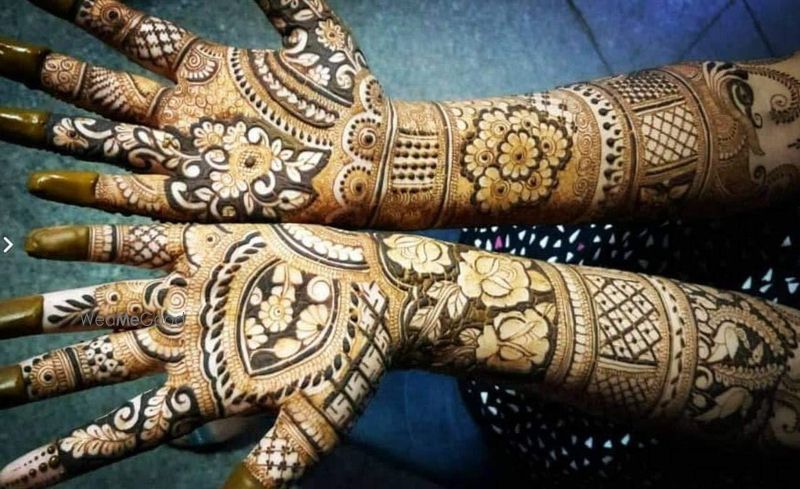 Akash Mehandi Artist - Indore | Price & Reviews
