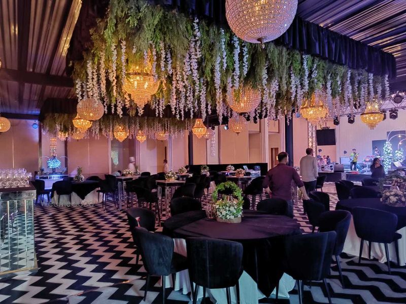 The Eternal Knot - Price & Reviews | Delhi NCR Decorator