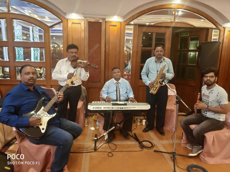Retros Live Band - Bangalore | Wedding Entertainment Services