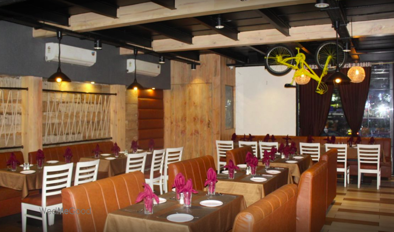 Photo By 27 Yard Restaurant - Venues