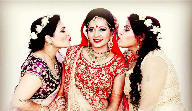 V4U Digital Studio - Price & Reviews | Vadodara Photographer