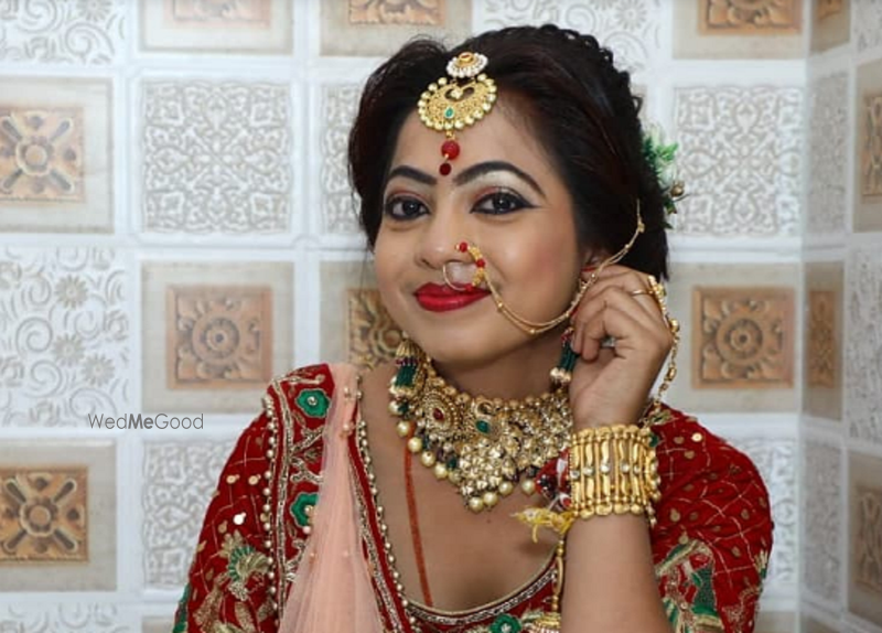 Janvi Beauty Care and Classes - Price & Reviews | Surat Makeup Artist