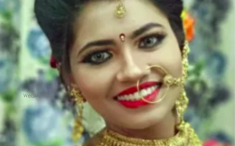 Vama Beauty Parlour - Price & Reviews | Pune Makeup Artist