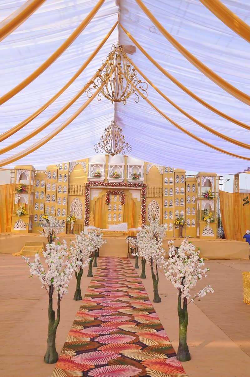 Photo of ethnic fusion theme stage decor