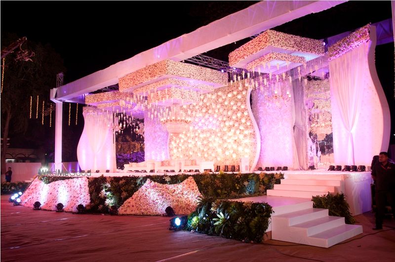 Photo of elegant stage decor