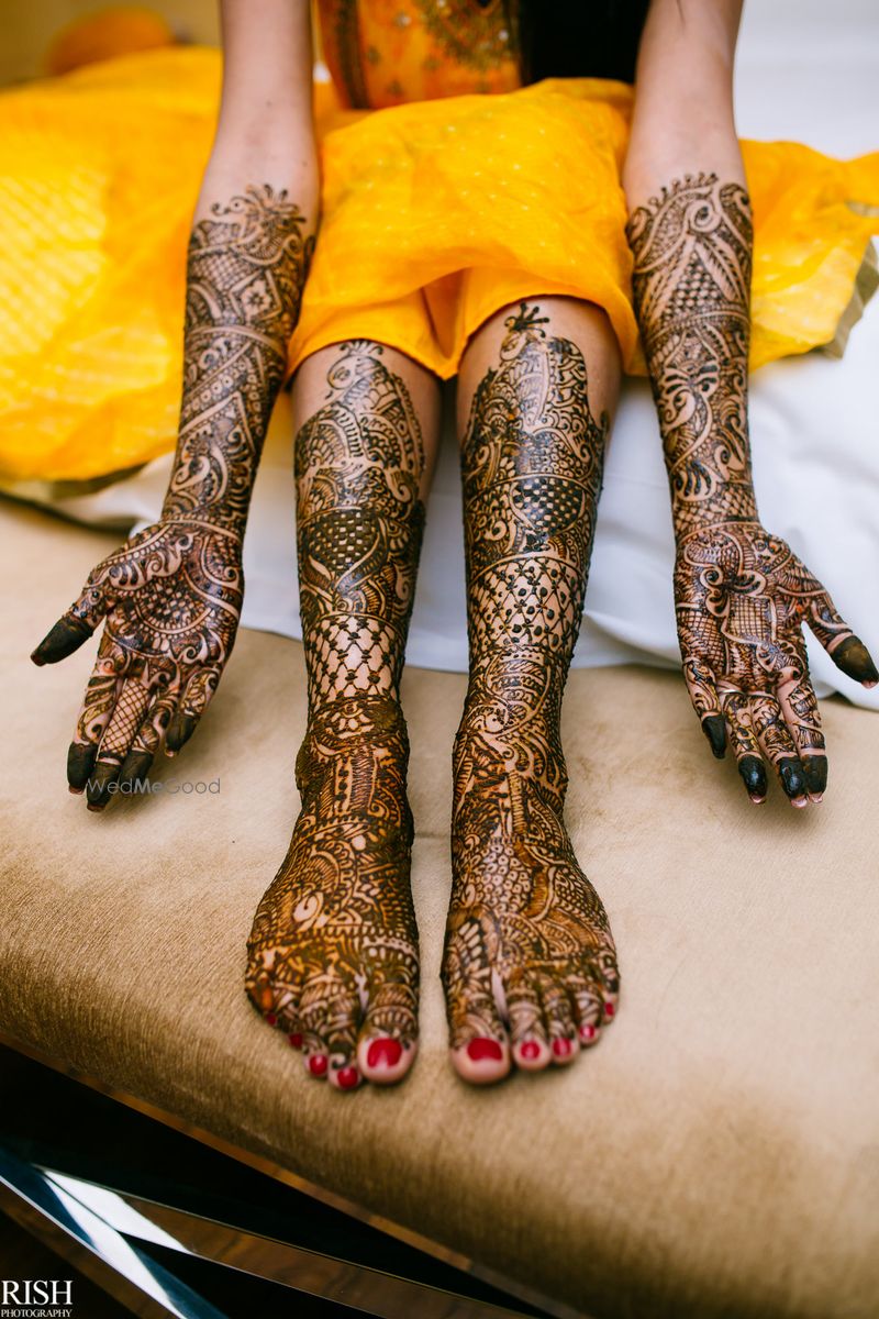 Photo of Bridal mehendi shoot