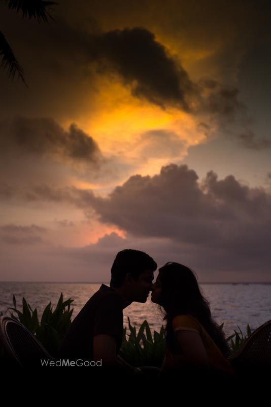 Photo From Couple Shoot - By Fotosaints