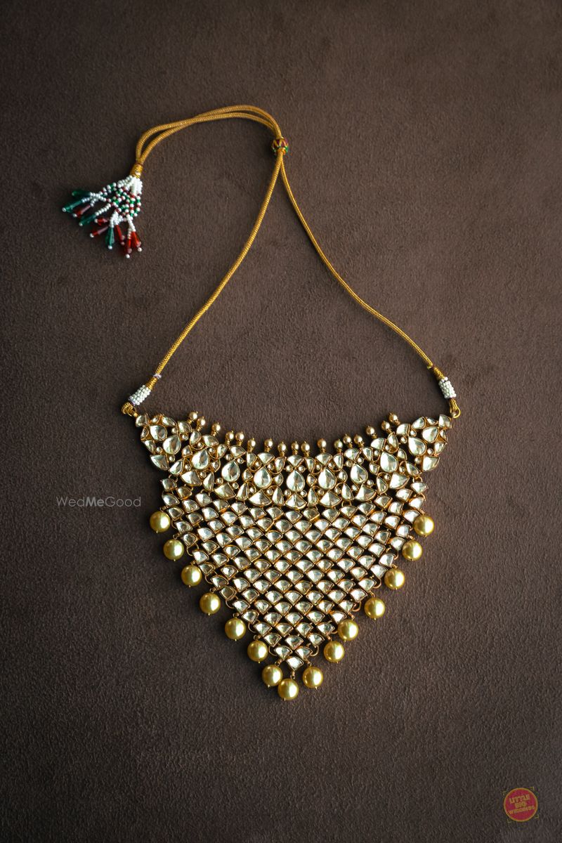 Photo of photographing jewellery