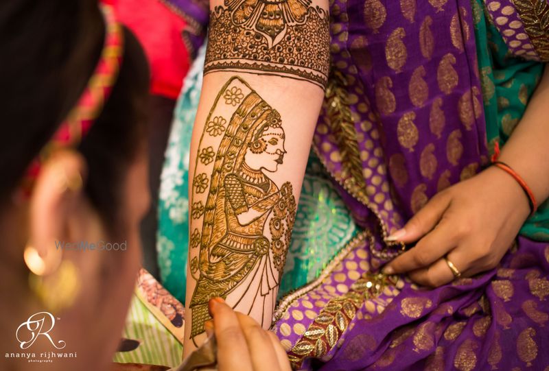 Photo of mehendi designs on arm