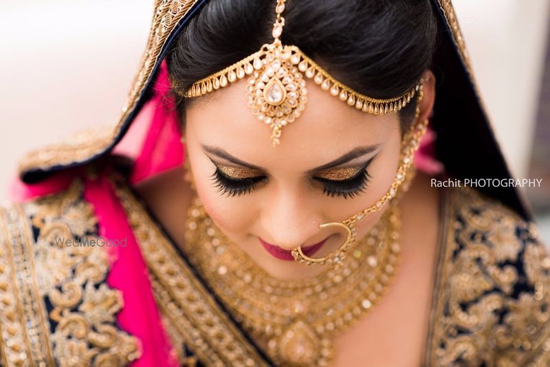 Photo of Gold Traditional Mathapatti