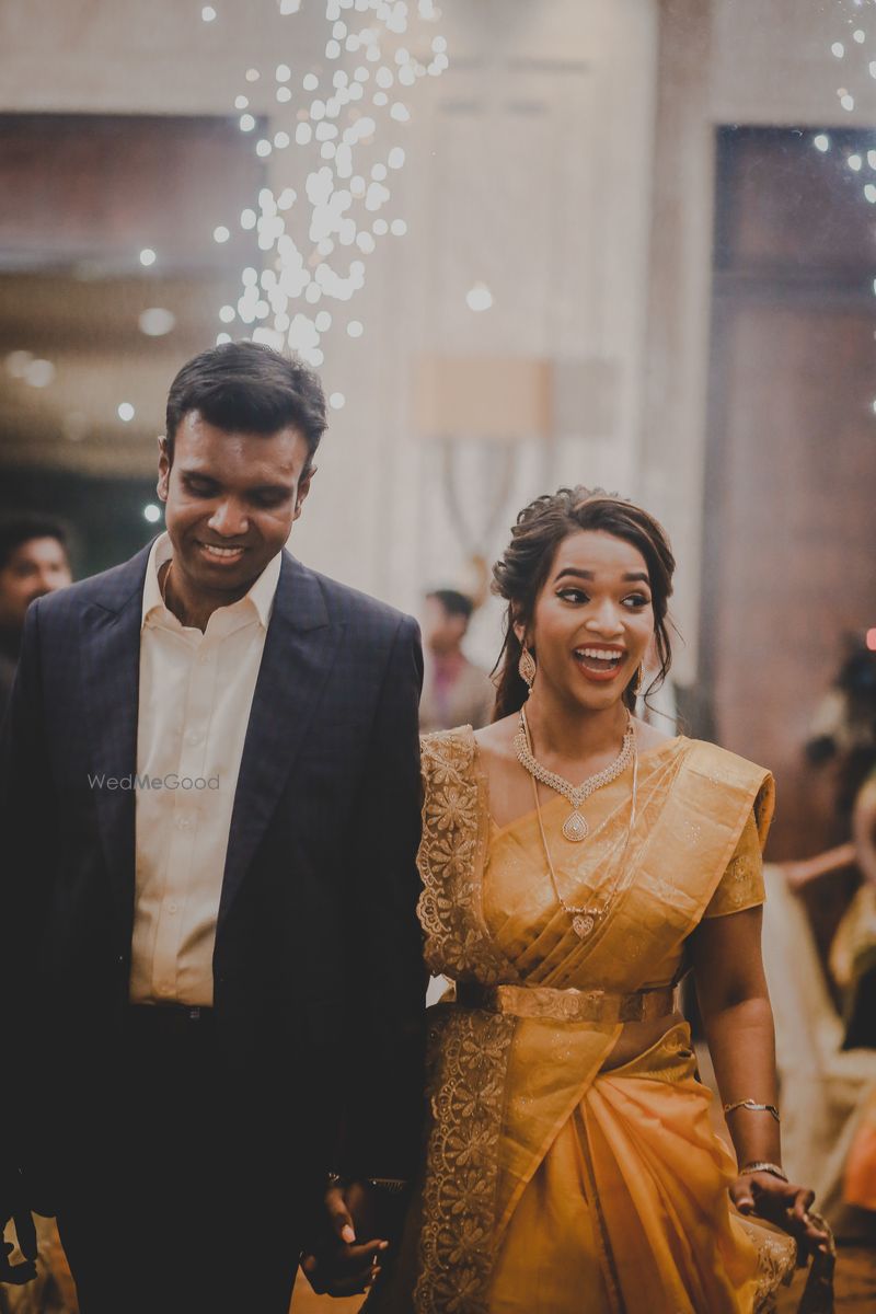 Photo of bright and happy couple shot ideas
