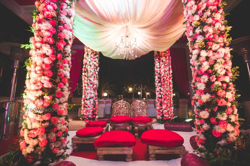Photo of A beautiful floral mandap.