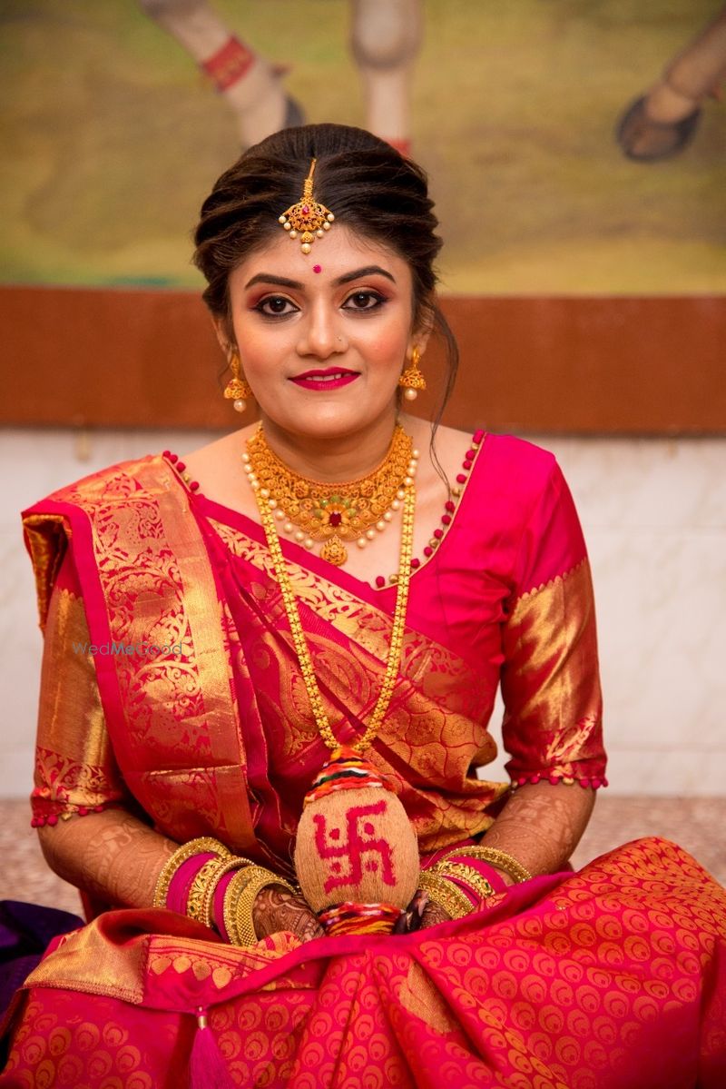 Heena Patel Makeovers - Price & Reviews | Pune Makeup Artist