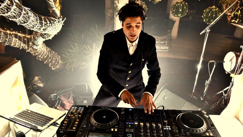 DJ Clinton - Price & Reviews | DJ in Mangalore
