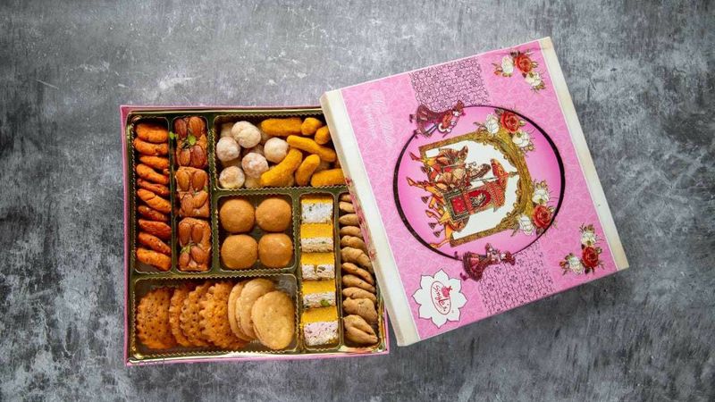Singla Sweet - Delhi NCR | Wedding Favors & Gifts